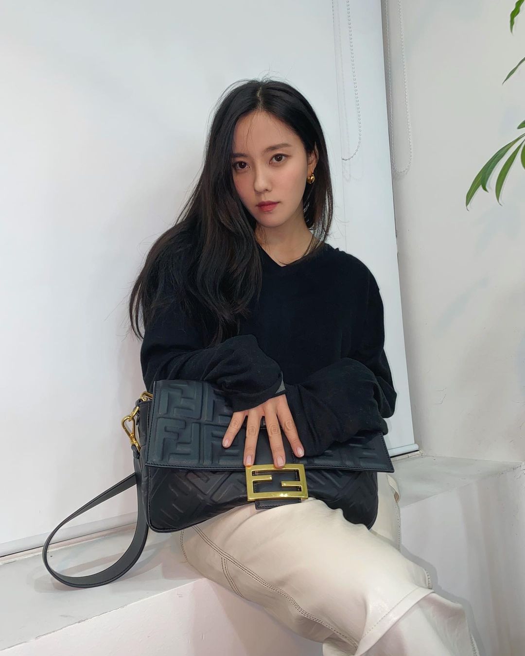 T-ARAヒョミン、少女時代サニーにファンのメッセージを送り話題に - DANMEE ダンミ