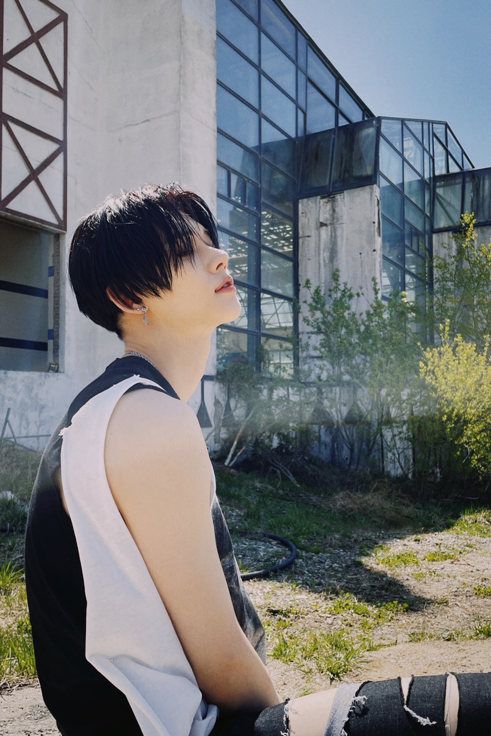 TXT ヨンジュン Twitter更新‥「来る途中に拾いました」 - DANMEE ダンミ