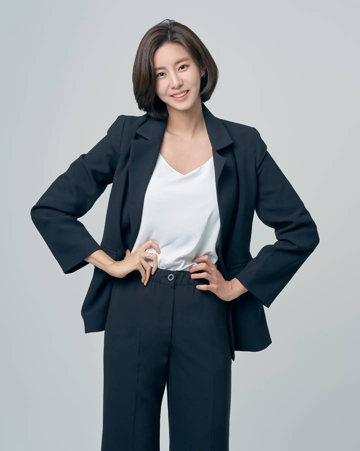 AFTERSCHOOL出身 ユイ 封印した'蜂蜜太もも'を再び披露 - DANMEE ダンミ