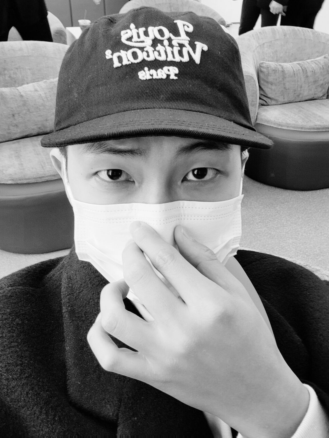 BTS RM Twitter更新「受験生の方々、ファイティン」 - DANMEE ダンミ