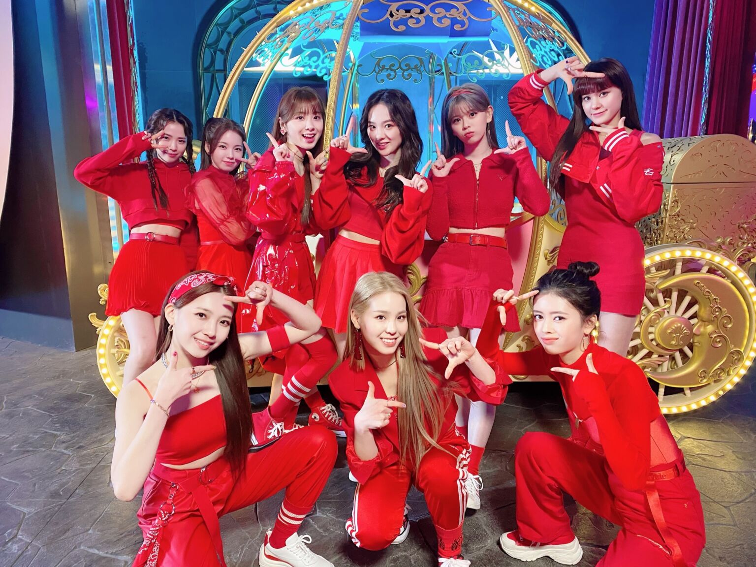 NiziU 最新ニュース ＆ プロフィール - K-POPアイドルの情報ならDANMEE ダンミ