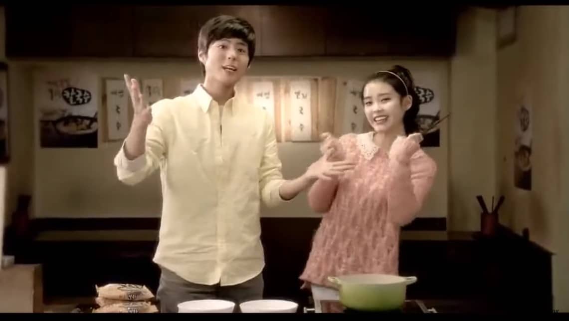 IU＆パク・ボゴム ドラマ共演の噂「ときめいたのに‥」過去のテレビCMが話題 - DANMEE ダンミ