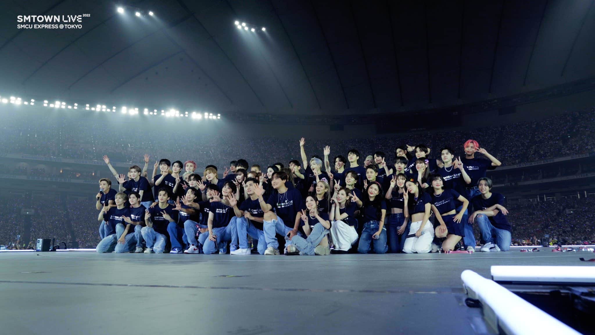 SM コンサートの前にアイドルの団体儀式に賛否「宗教を持ち込む？」 - DANMEE ダンミ