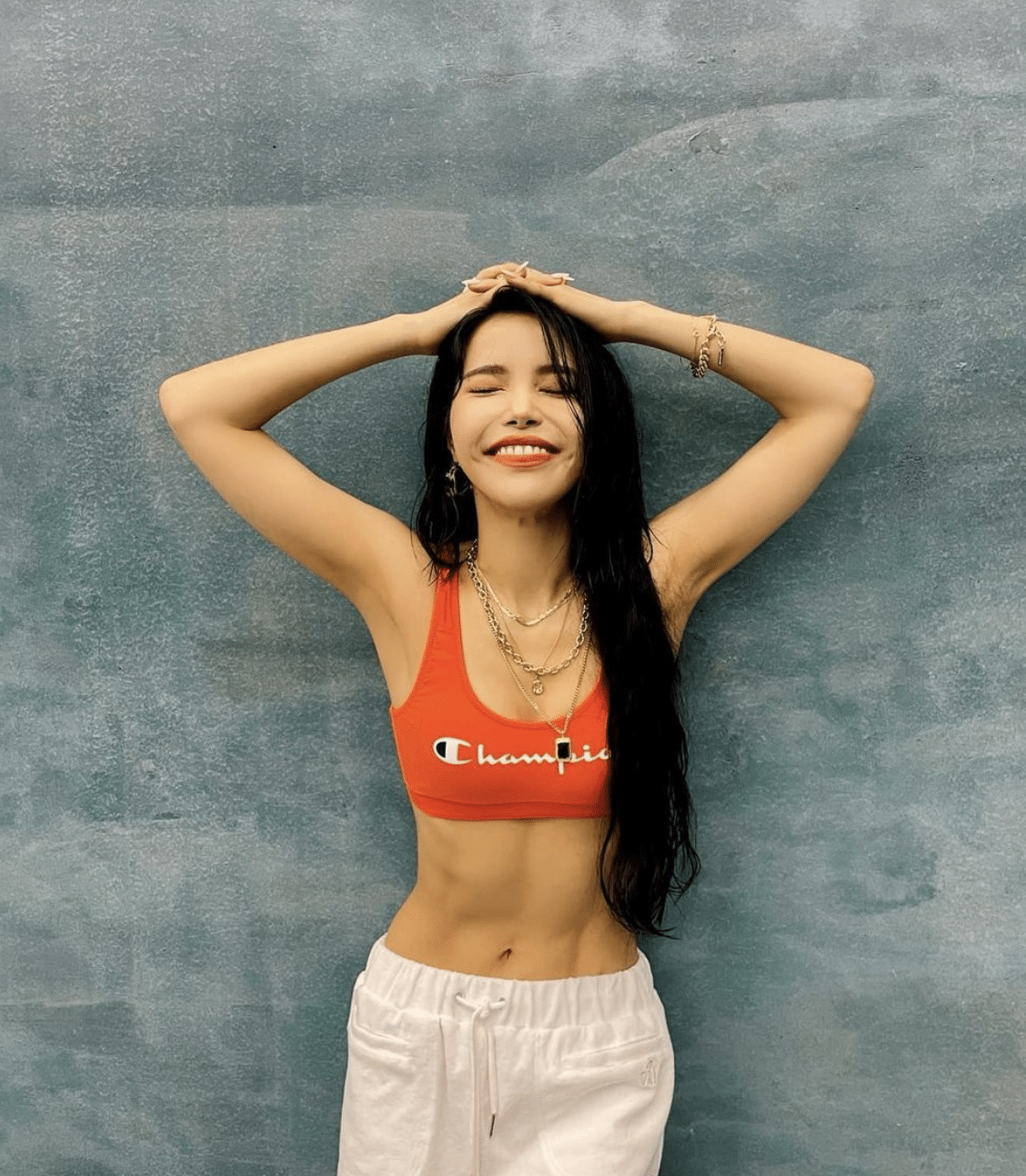 今年はK-POP女性アイドルみたいに腹筋を作りたい！刺激になるアイドル 9人 - DANMEE ダンミ