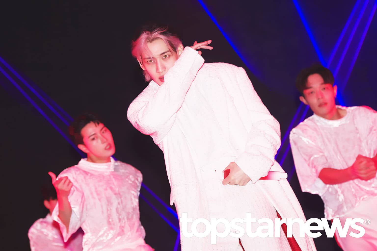 GOT7 ベンベン 新曲「Sour & Sweet」のステージを披露！ (PHOTO 6枚) - DANMEE ダンミ