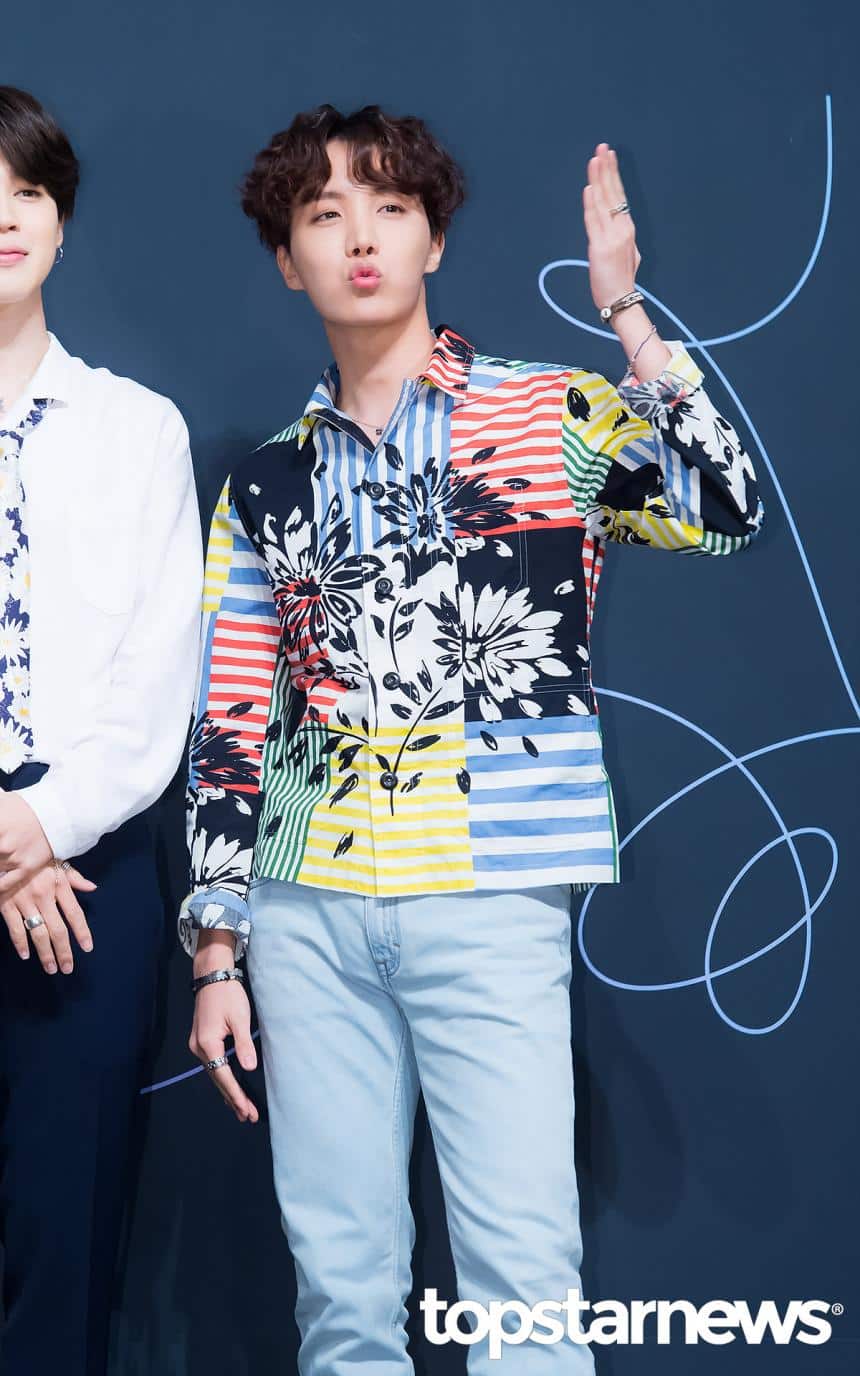 BTS J-HOPE 自作曲「on the street (with J. Cole)」世界同時発表！ - DANMEE ダンミ