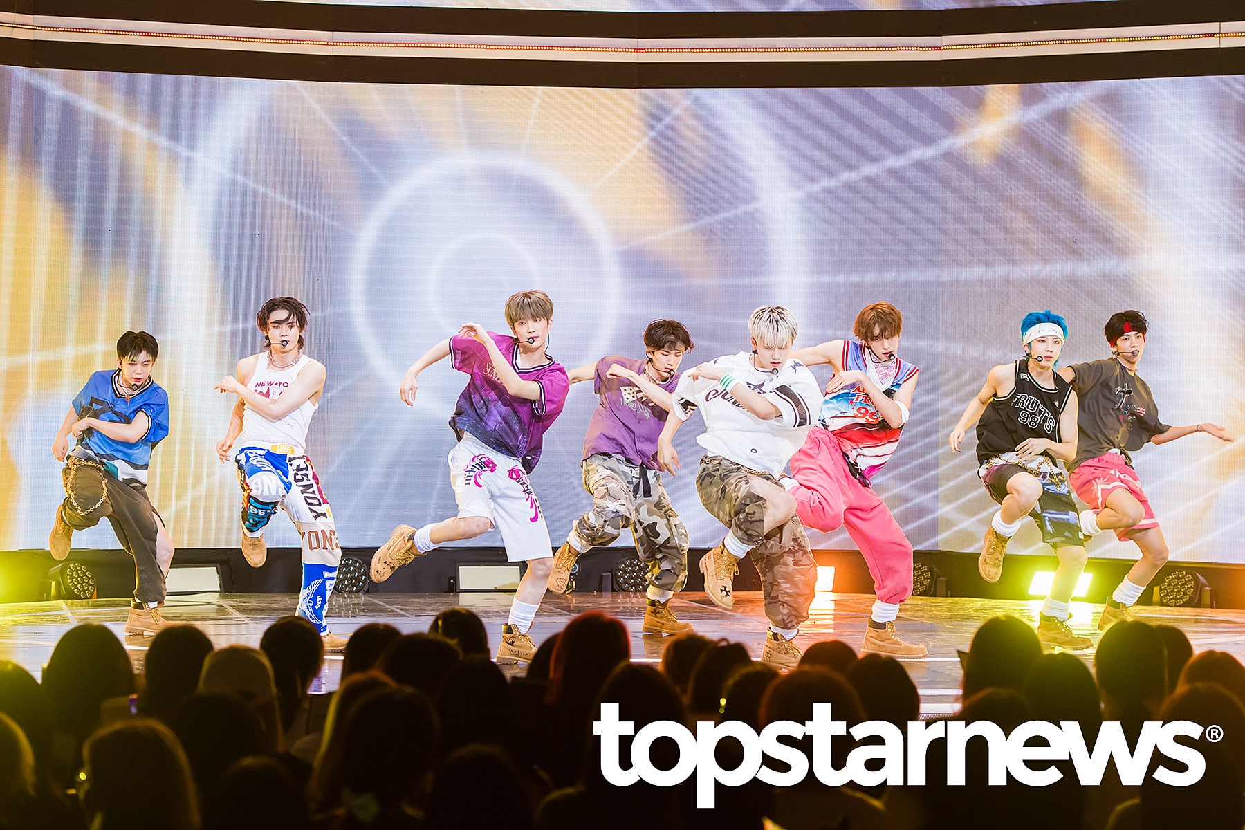 WEi、SBS MTV「THE SHOW」の生放送に出演！(PHOTO17枚) - DANMEE ダンミ