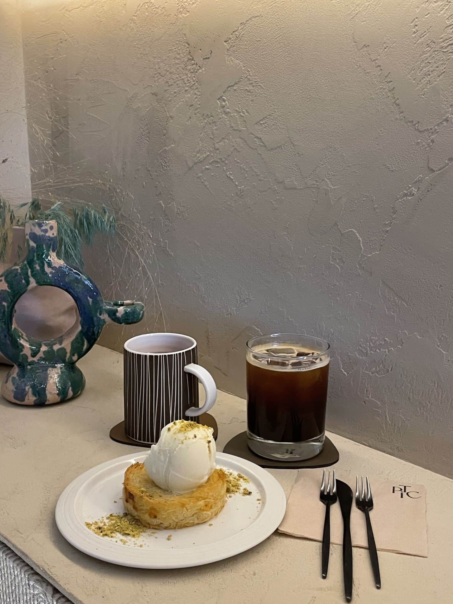 延南洞でインスタ映え！リゾート気分が味わえる「PITC」【韓国カフェ情報】 - DANMEE ダンミ