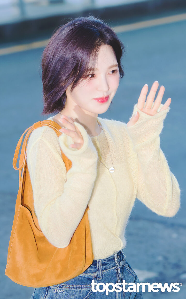 Red Velvet、コンサート「SMTOWN LIVE 2023」出演のためインドネシアへ出国！(PHOTO5枚) - DANMEE ダンミ