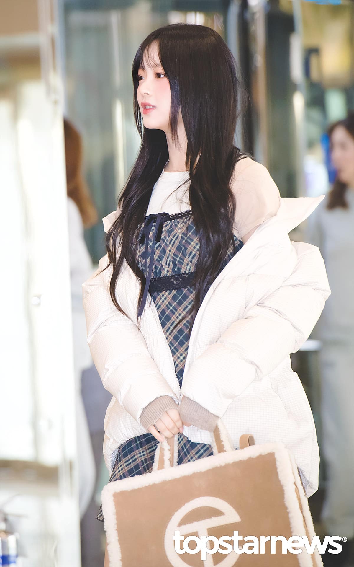 NewJeans、スケジュールのため日本へ出国！(PHOTO6枚) - DANMEE ダンミ