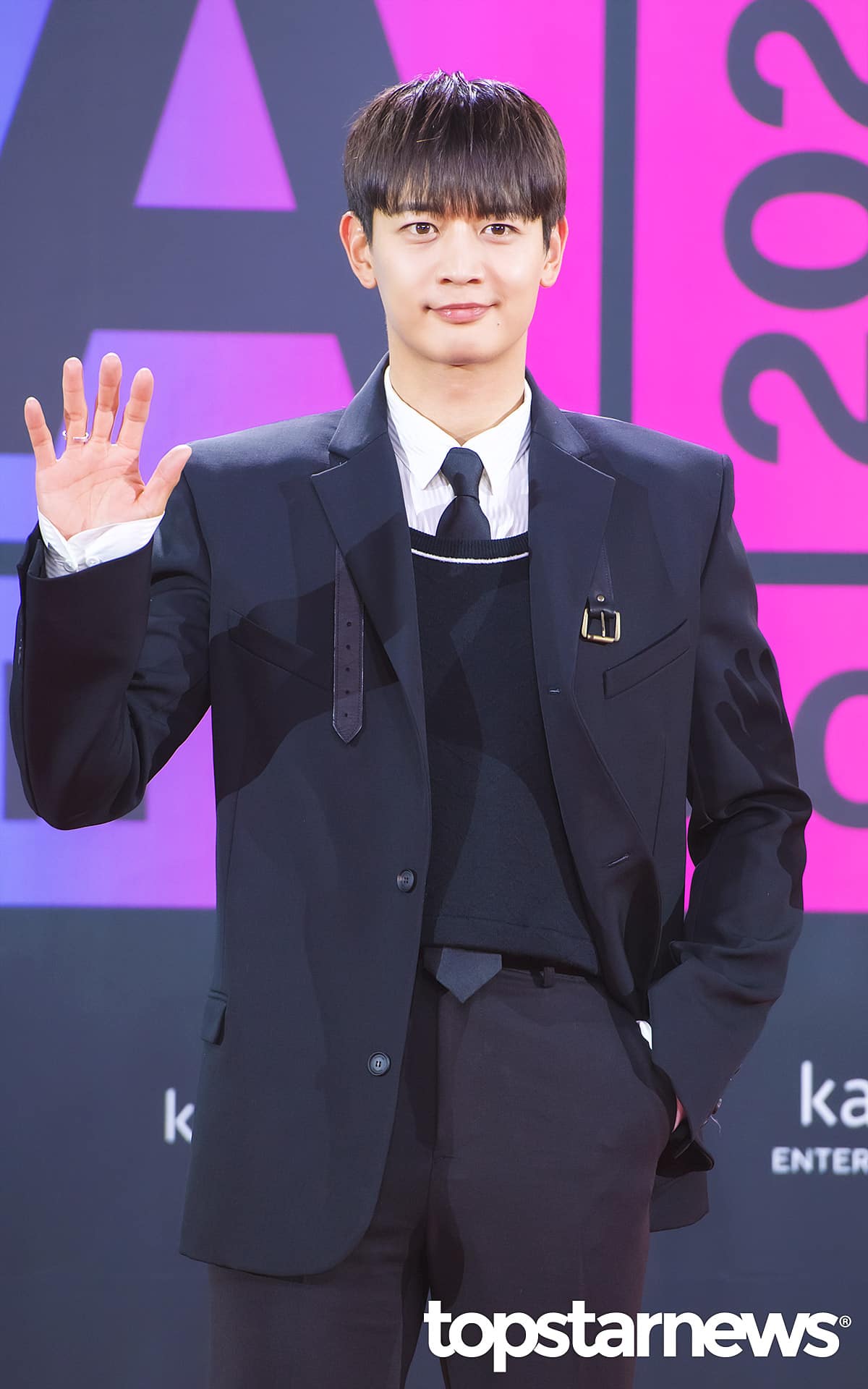 SHINee、K-POPアワード「MMA2023」のレッドカーペットに登場！(PHOTO4枚) - DANMEE ダンミ