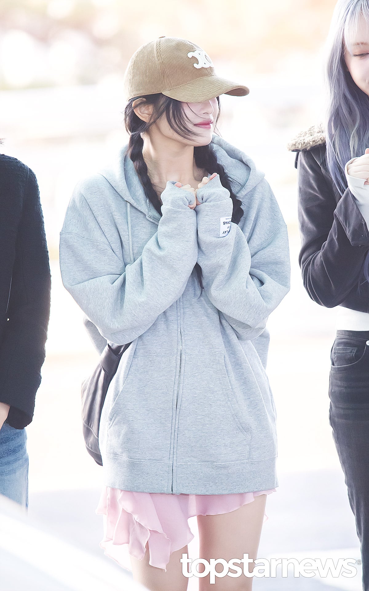 IVE、ワールドツアーのためマレーシアへ出国！(PHOTO6枚) - DANMEE ダンミ