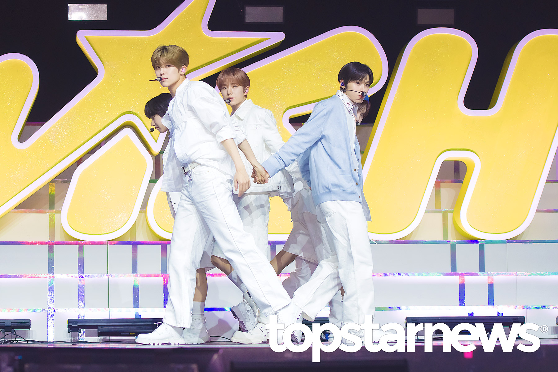 NCT WISH、1stシングルアルバム「WISH」のデビューショーケースに出席！(PHOTO16枚) - DANMEE ダンミ