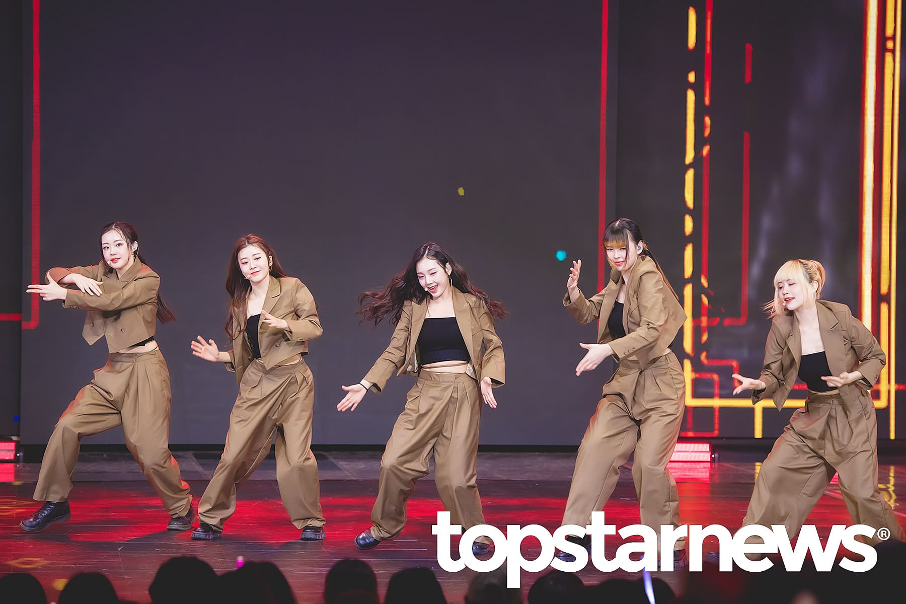 n.SSign・KISS OF LIFEら、音楽番組「THE SHOW」の生放送に出演！(PHOTO13枚) - DANMEE ダンミ