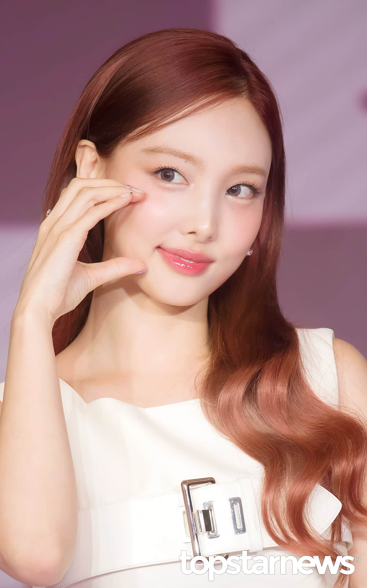 TWICE ナヨン、2ndソロミニアルバム「NA」のカムバック記者懇談会に出席！(PHOTO10枚) - DANMEE ダンミ