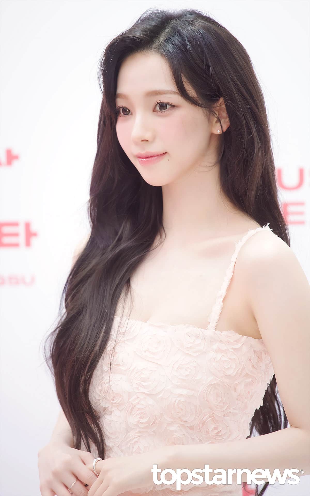 aespa カリナ、ブランド「MUSINSA BEAUTY」のイベントに出席！(PHOTO10枚) - DANMEE ダンミ