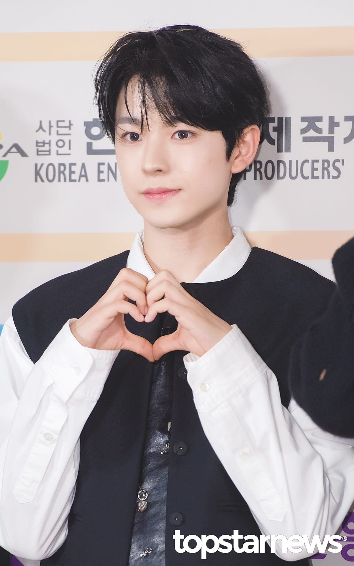 NCT WISH、K-POPフェスティバル「2024 DREAM CONCERT」のレッドカーペットに登場！(PHOTO6枚) - DANMEE ダンミ