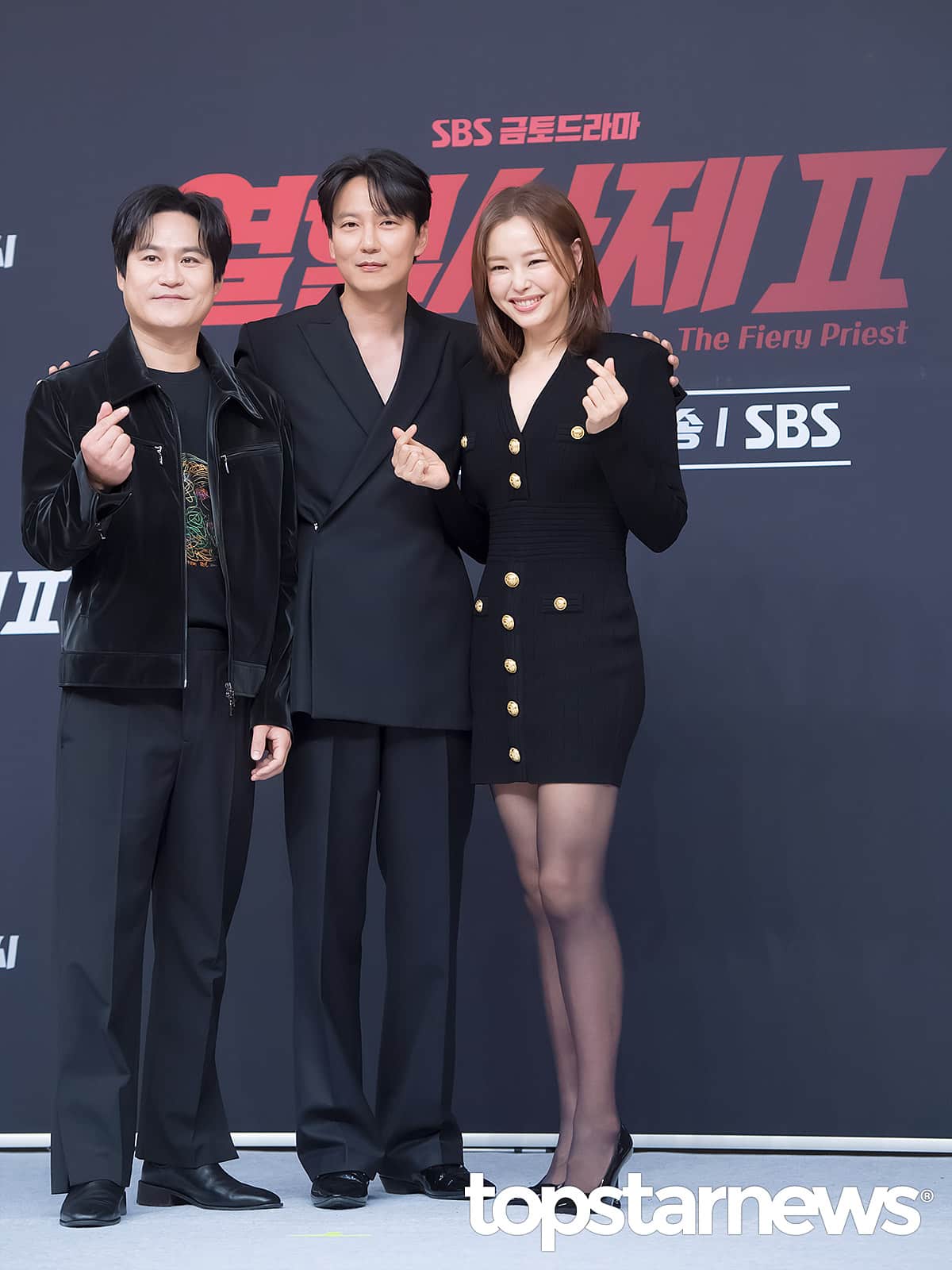 キム・ナムギル、SBS新ドラマ「熱血司祭2」の制作発表会に出席！(PHOTO23枚) - DANMEE ダンミ