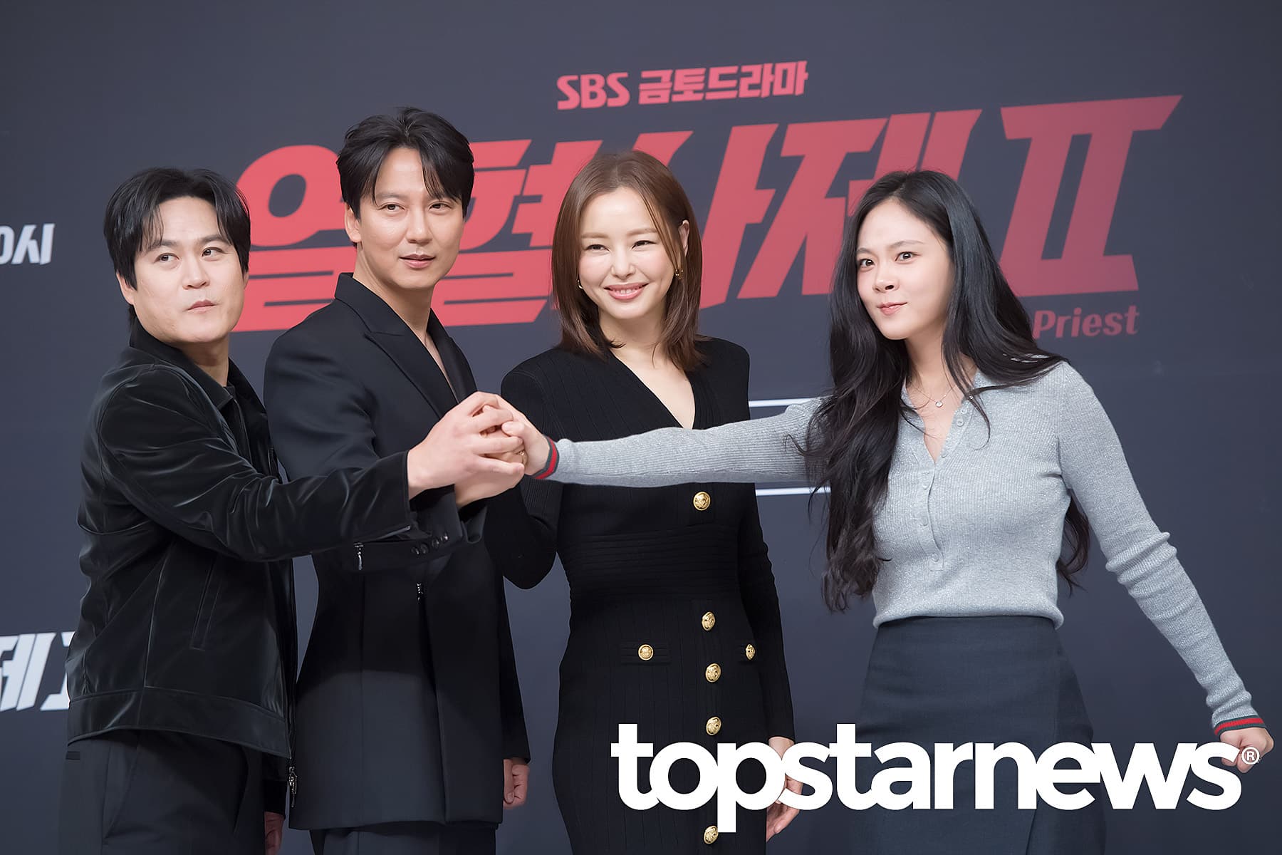 キム・ナムギル、SBS新ドラマ「熱血司祭2」の制作発表会に出席！(PHOTO23枚) - DANMEE ダンミ