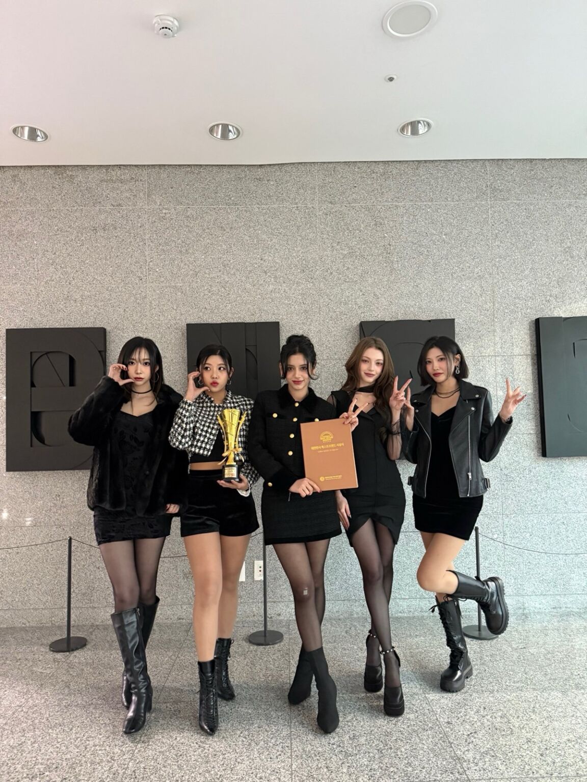 Danmee独自調査「2024年総決算！K-POP新人女性グループ人気No.1決定戦」の1位は･･多国籍グループのX:IN！ - DANMEE ダンミ