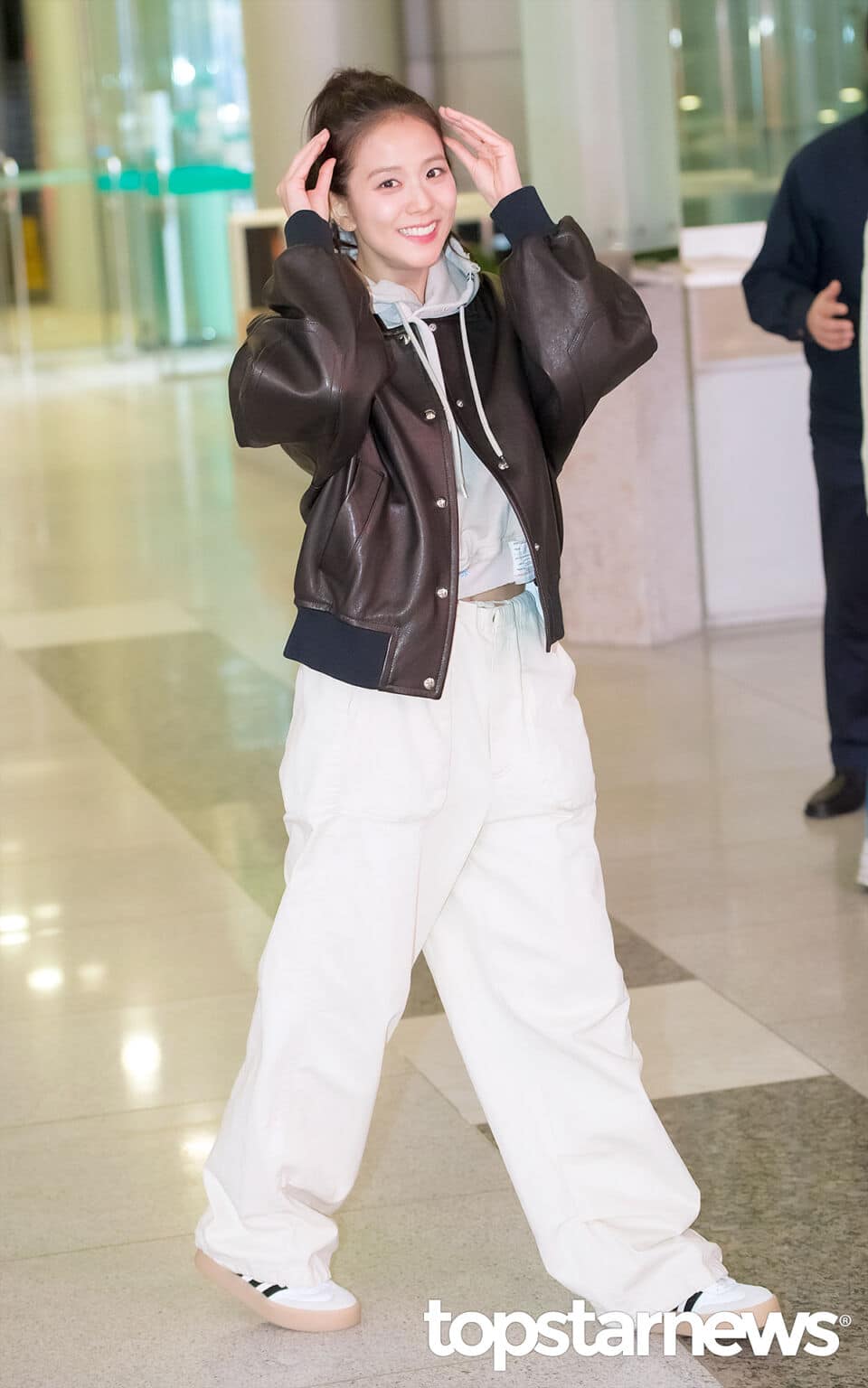 BLACKPINK ジス、SBSパワーFM「ウェンディのヤングストリート」の収録に参加！(PHOTO7枚) - DANMEE ダンミ