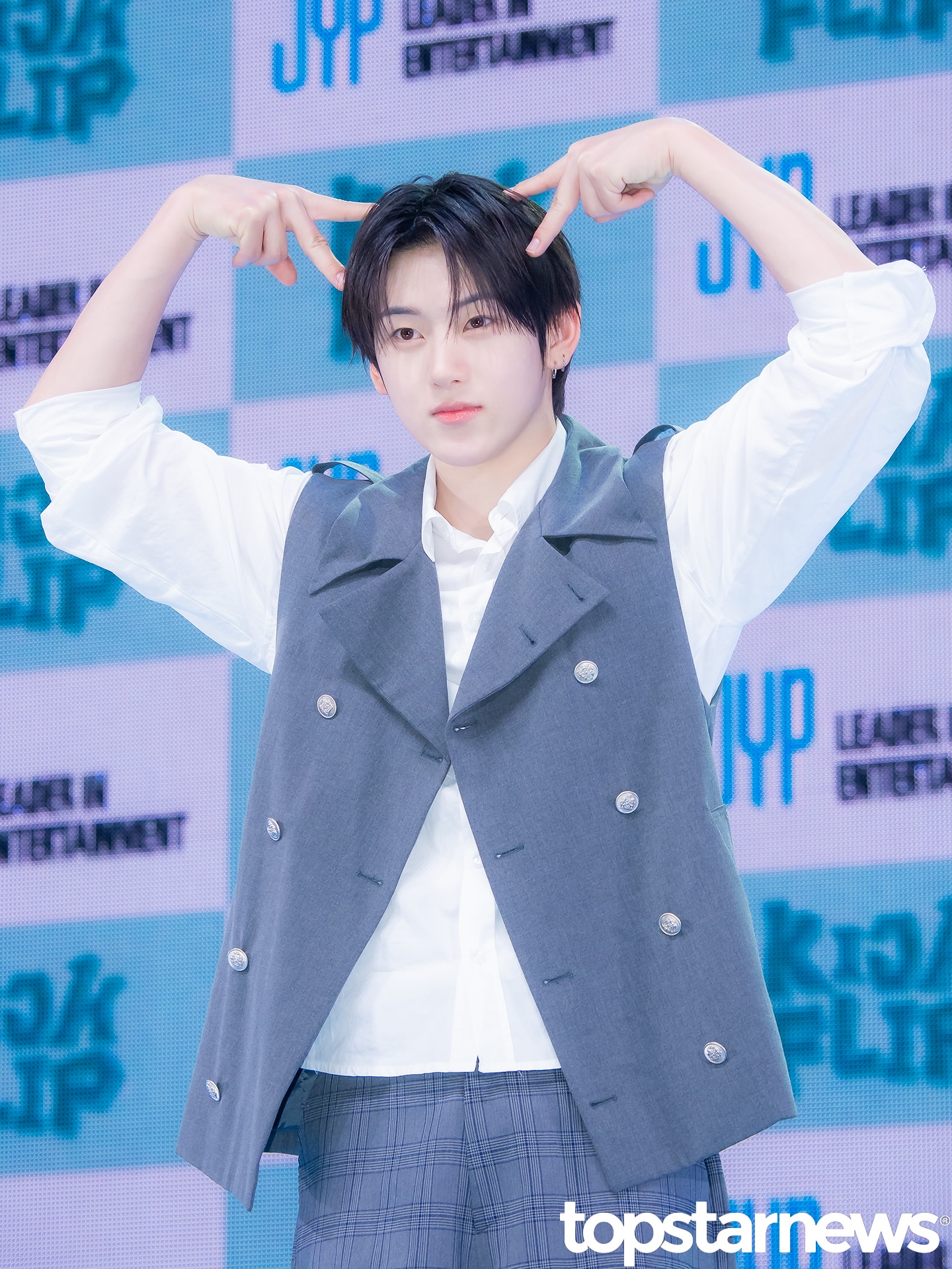 KickFlip、2ndミニアルバム「Kick Out, Flip Now!」のショーケースに出席！(PHOTO18枚) - DANMEE ダンミ