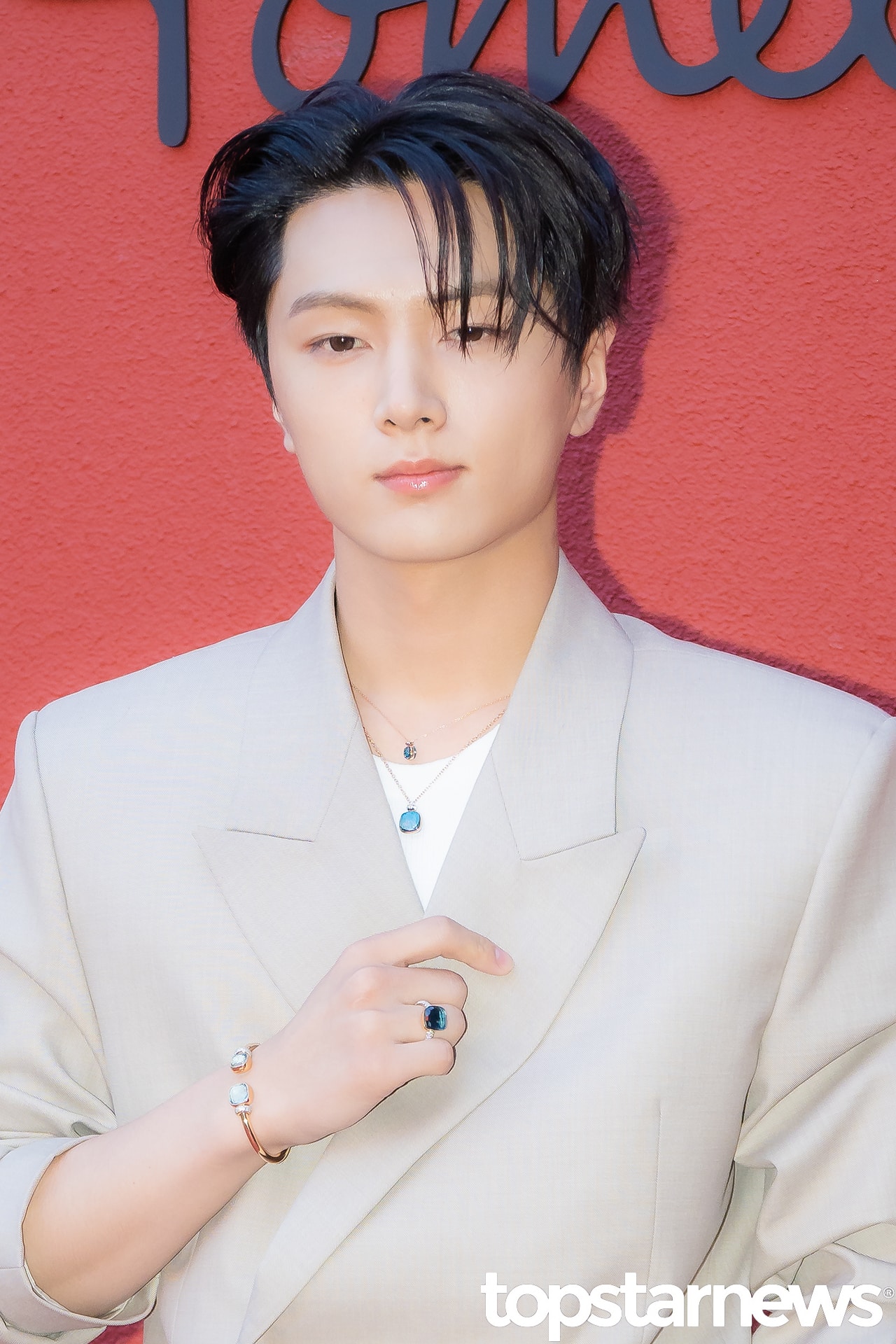 ENHYPEN ヒスン & JAY、ジュエリーブランド「POMELLATO」のイベントに出席！(PHOTO18枚) - DANMEE ダンミ