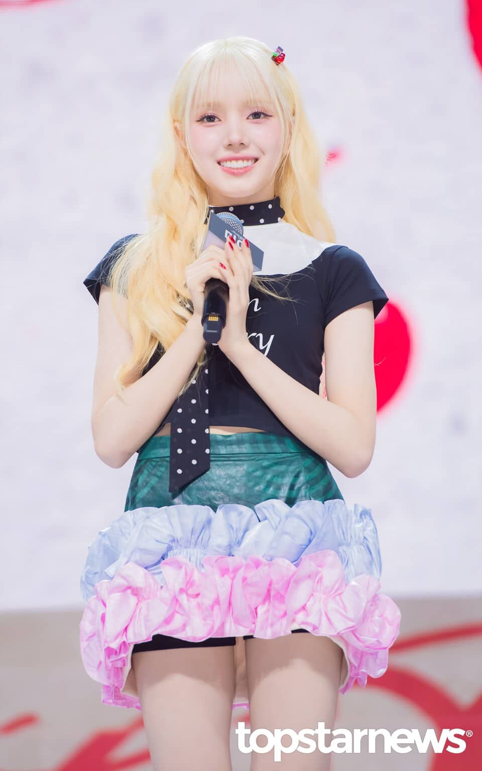 Baby DONT Cry、1stシングルアルバム「F Girl」のデビューショーケースに出席！(PHOTO6枚) - DANMEE ダンミ