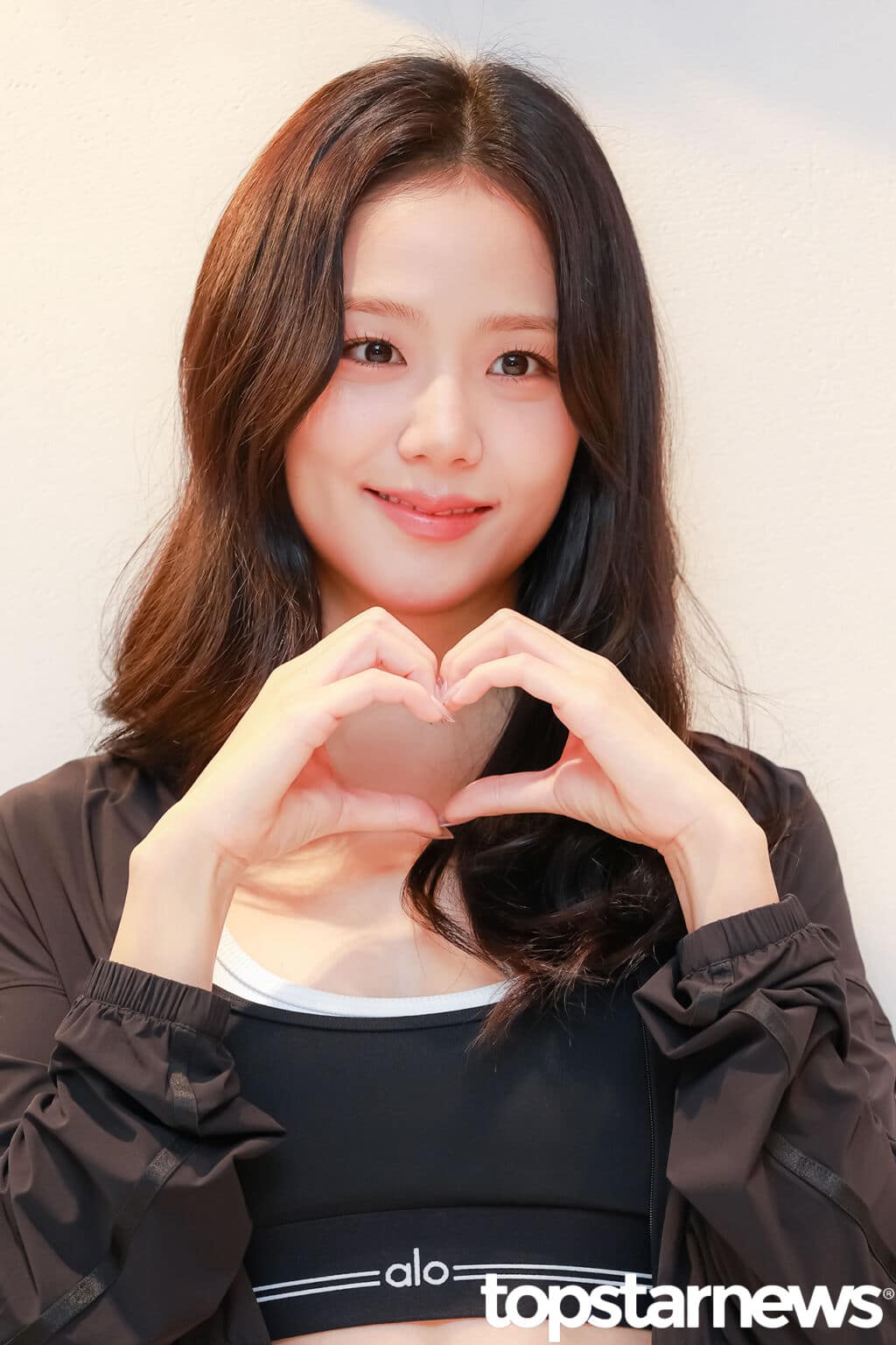 BLACKPINK ジス、ブランド「ALO」のフラッグシップストア オープン記念イベントに出席！(PHOTO12枚) - DANMEE ダンミ