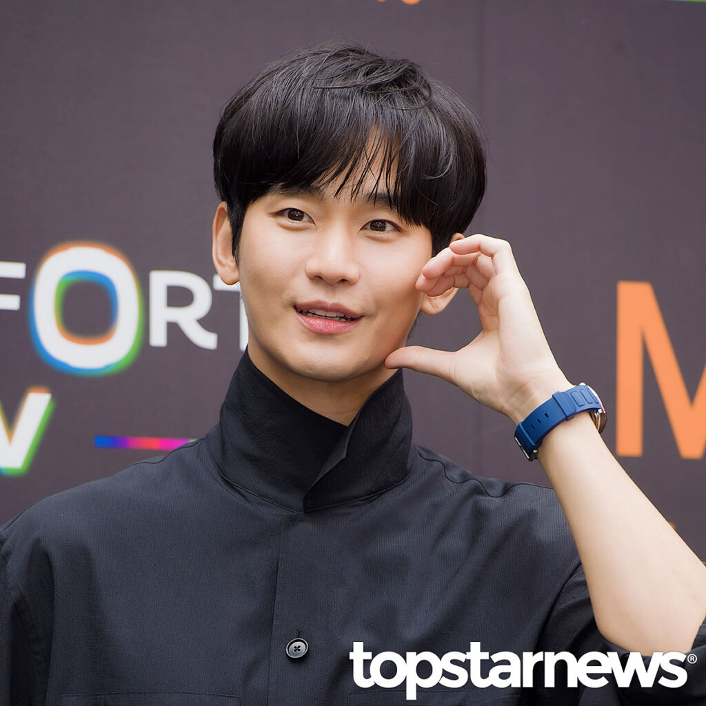 キム・スヒョン、「25年6月版 韓国俳優 人気No.1決定戦」調査で1位獲得 - DANMEE ダンミ