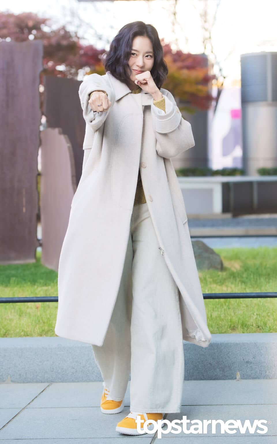 ユイ、SBSパワーFM「12時にはチュ・ヒョニョン」の収録に参加！(PHOTO3枚) - DANMEE ダンミ